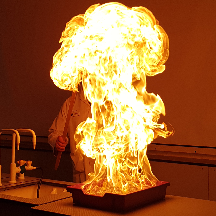 Methane bubbles demonstration - Gratnells Ltd.